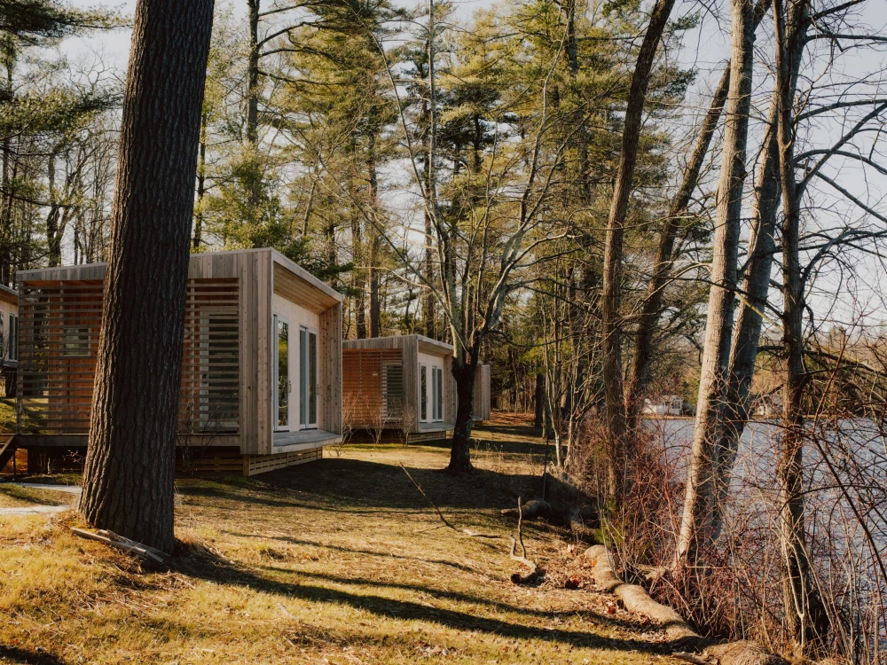 Экокурорт на берегу озера в Массачусетсе: «круглогодичный ландшафтный ...