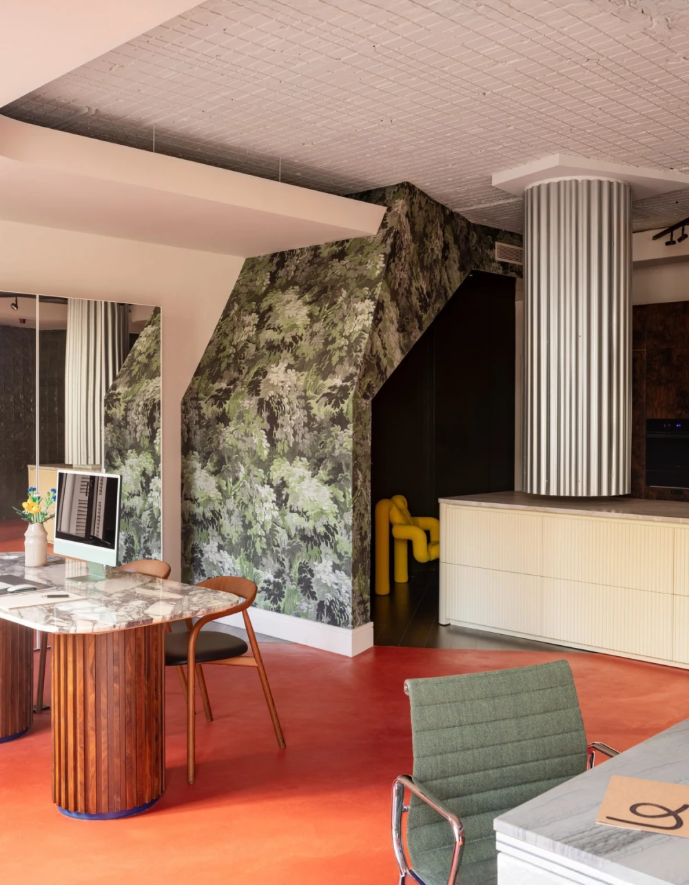 Офис и шоурум архитектурного бюро Tabula Studio в Бильбао